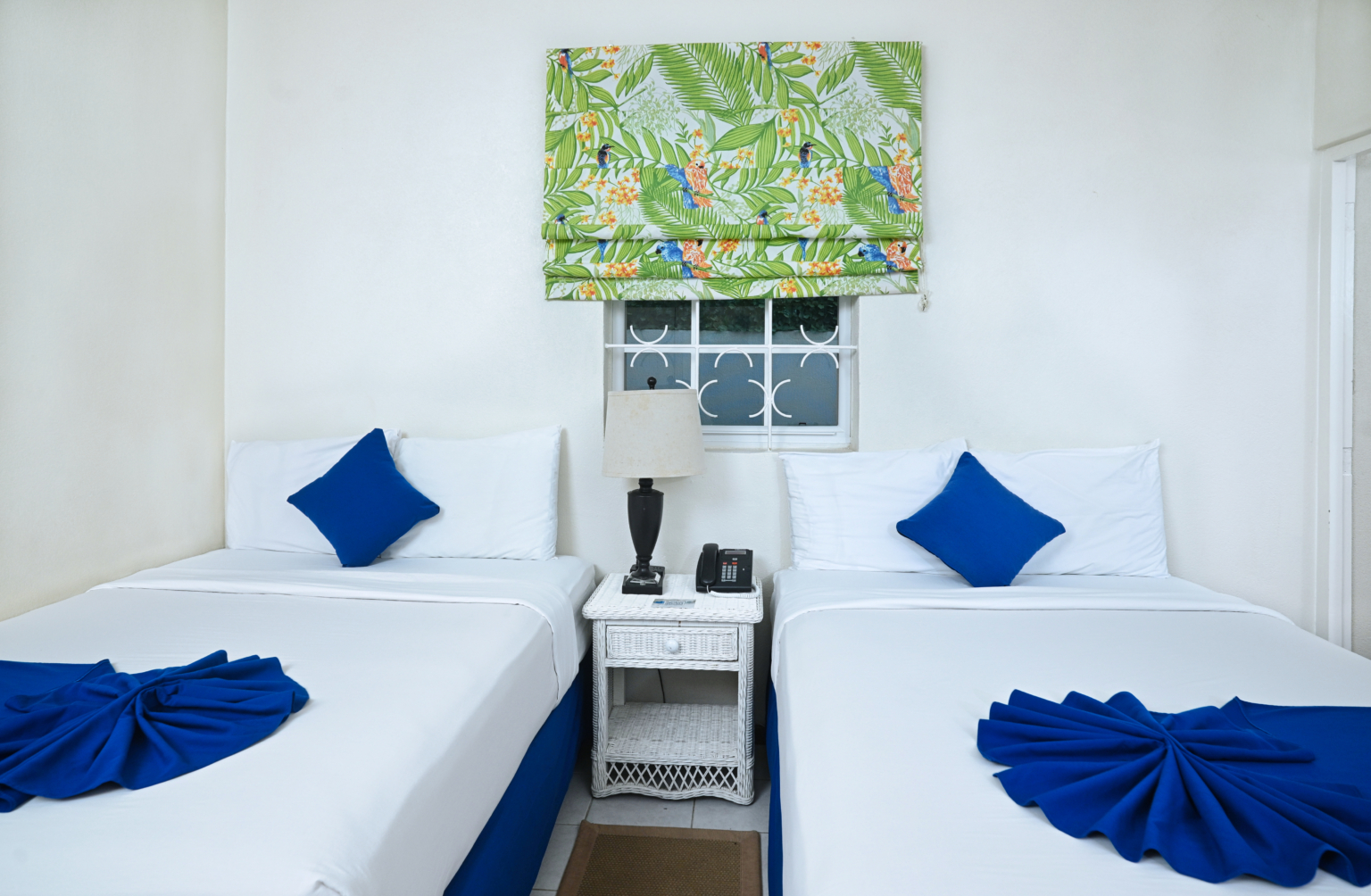 Double Double Studio - Melbourne Inn Barbados