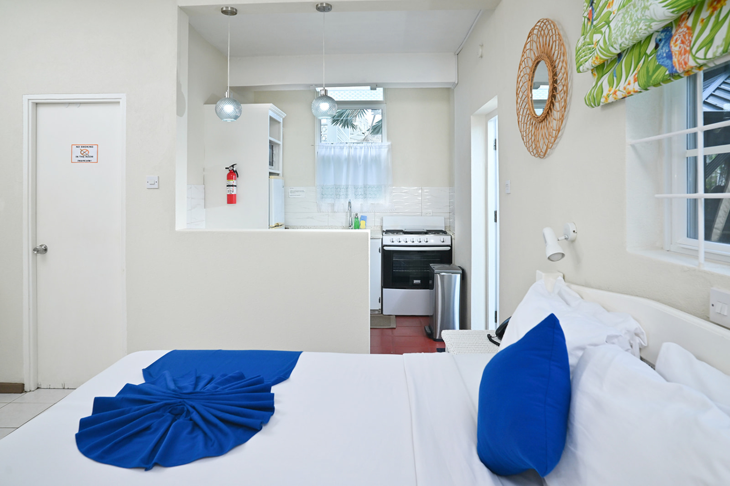 Deluxe King Studio - Melbourne Inn Barbados